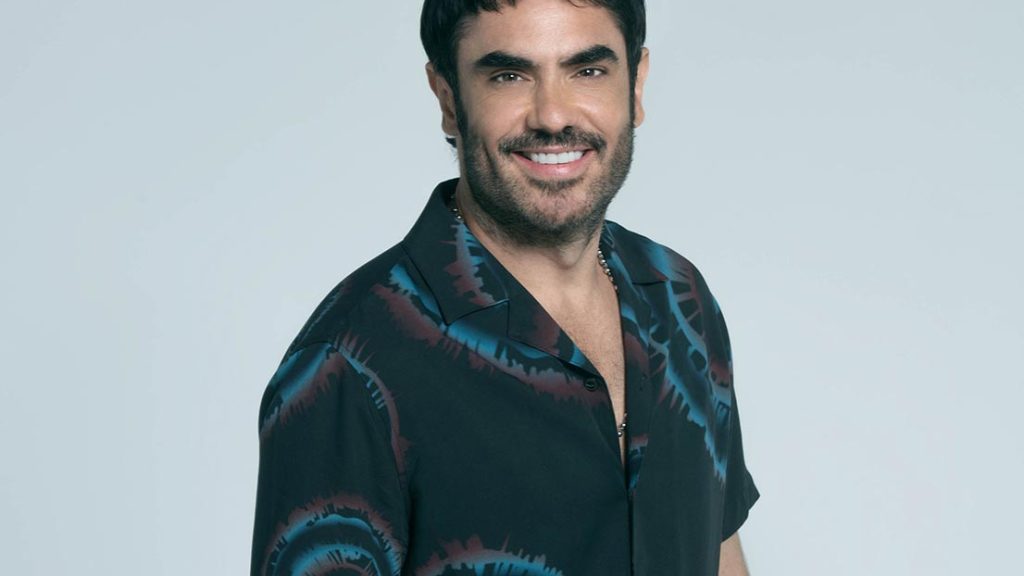 El actor colombiano Lincoln Palomeque disfruta el éxito de «La Reina ...